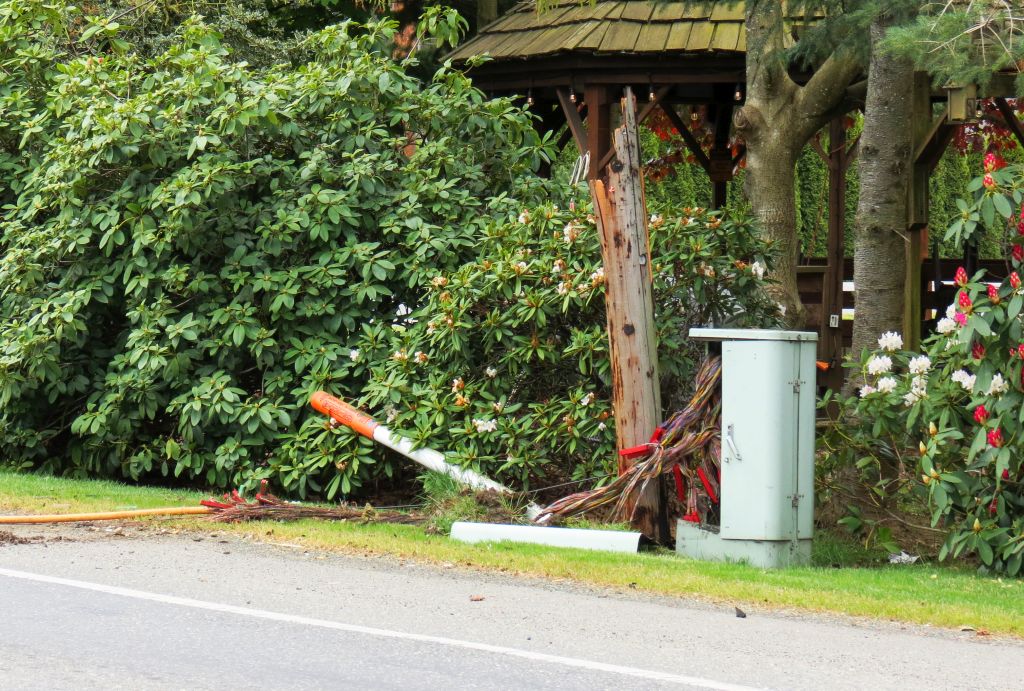 scene of downed utility pole and wires at northwest drive and w axton ...